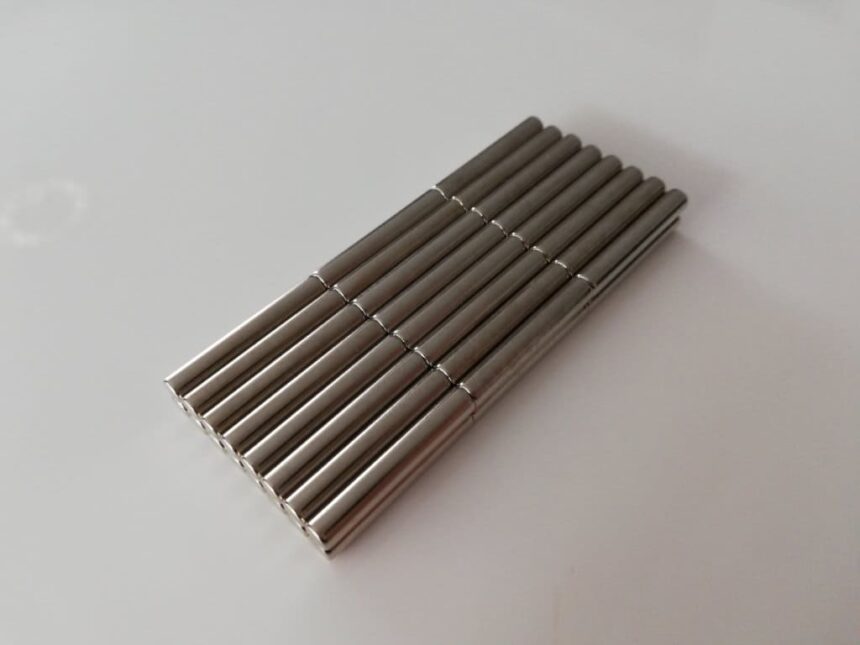 Kleine Neodym Ø3x5mm Stabmagnete, Mini-Supermagnete N35-Stark ...